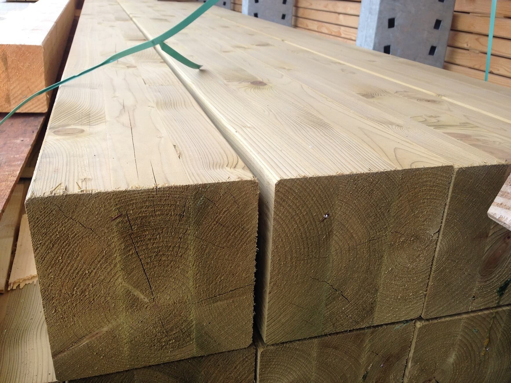 Poutre en bois contrecollé et abouté - DBI
